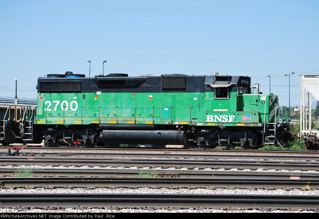 BNSF 2700